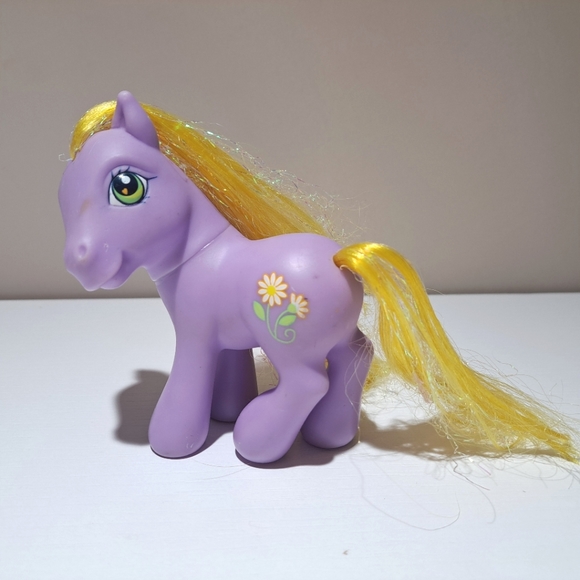 My Little Pony | Toys | Vintage My Little Pony G3 Daisy Jo 202 Yellow ...